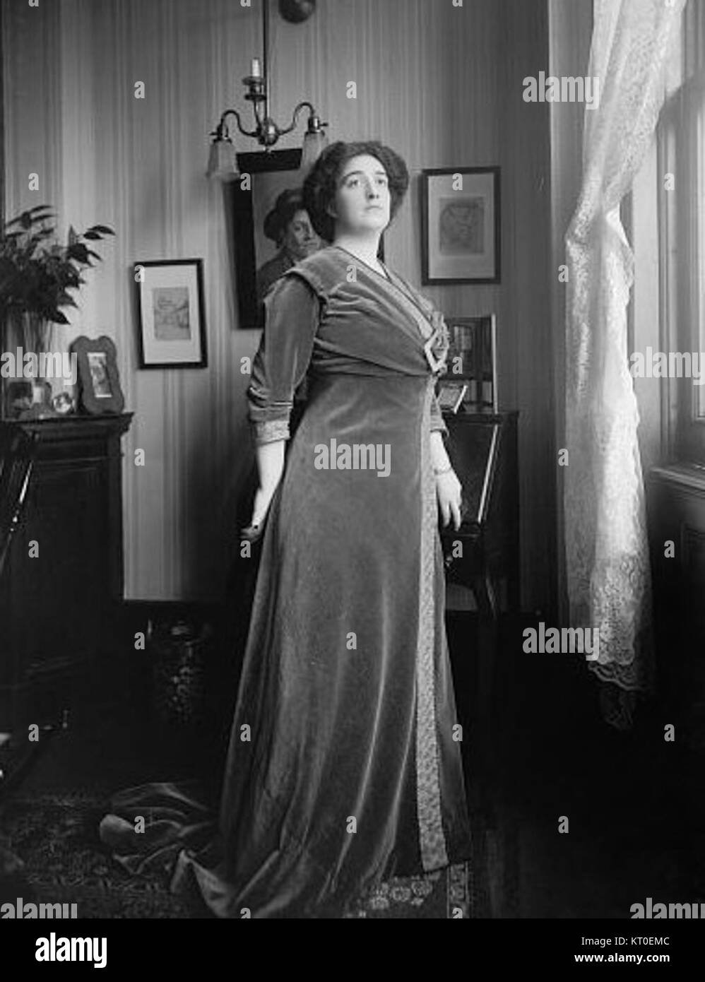 Berta Morena was a prominent Spanish actress known for her performances ...