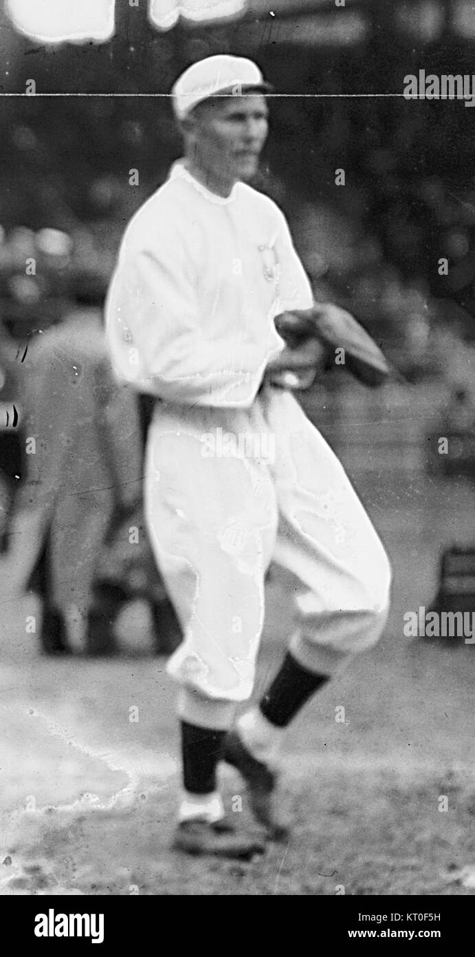 Bill Fischer was a notable figure in American baseball, known for his ...