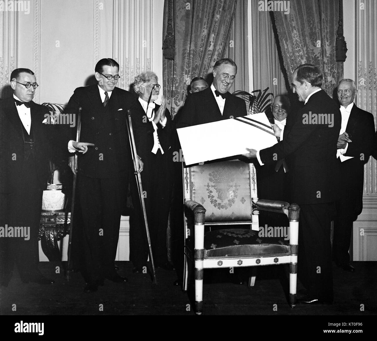 1934 ball hi-res stock photography and images - Alamy