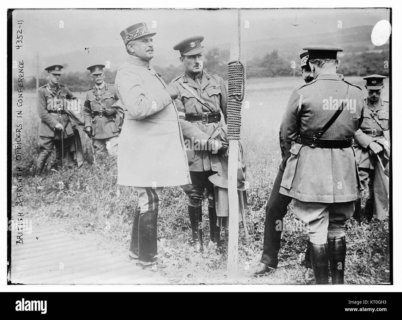 Two military government officials hi-res stock photography and images ...