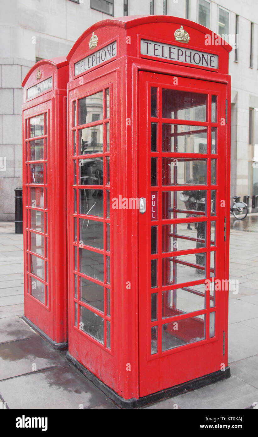 London telephone box Stock Photo - Alamy
