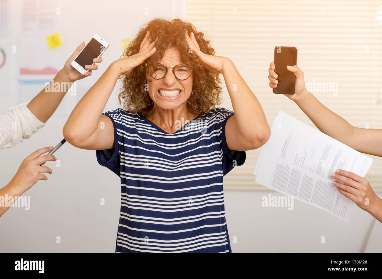 Office secretary business dealings hi-res stock photography and images ...