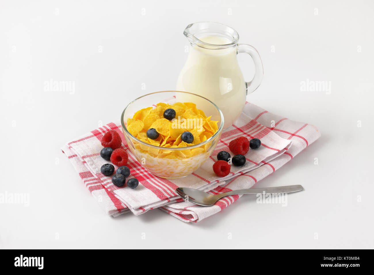 corn flakes with milk Stock Photo - Alamy