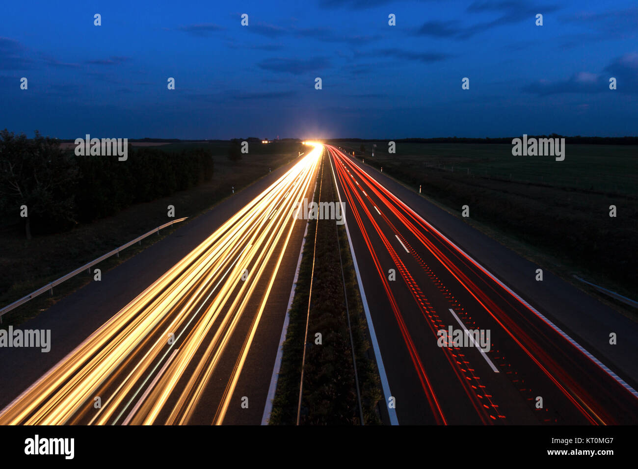 Cars go fast on highway hi-res stock photography and images - Alamy