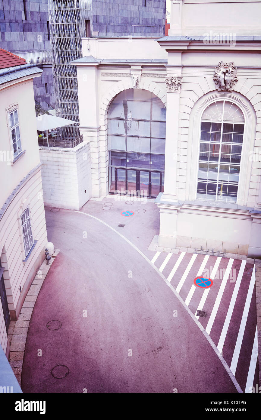 Narrow angle hi-res stock photography and images - Alamy