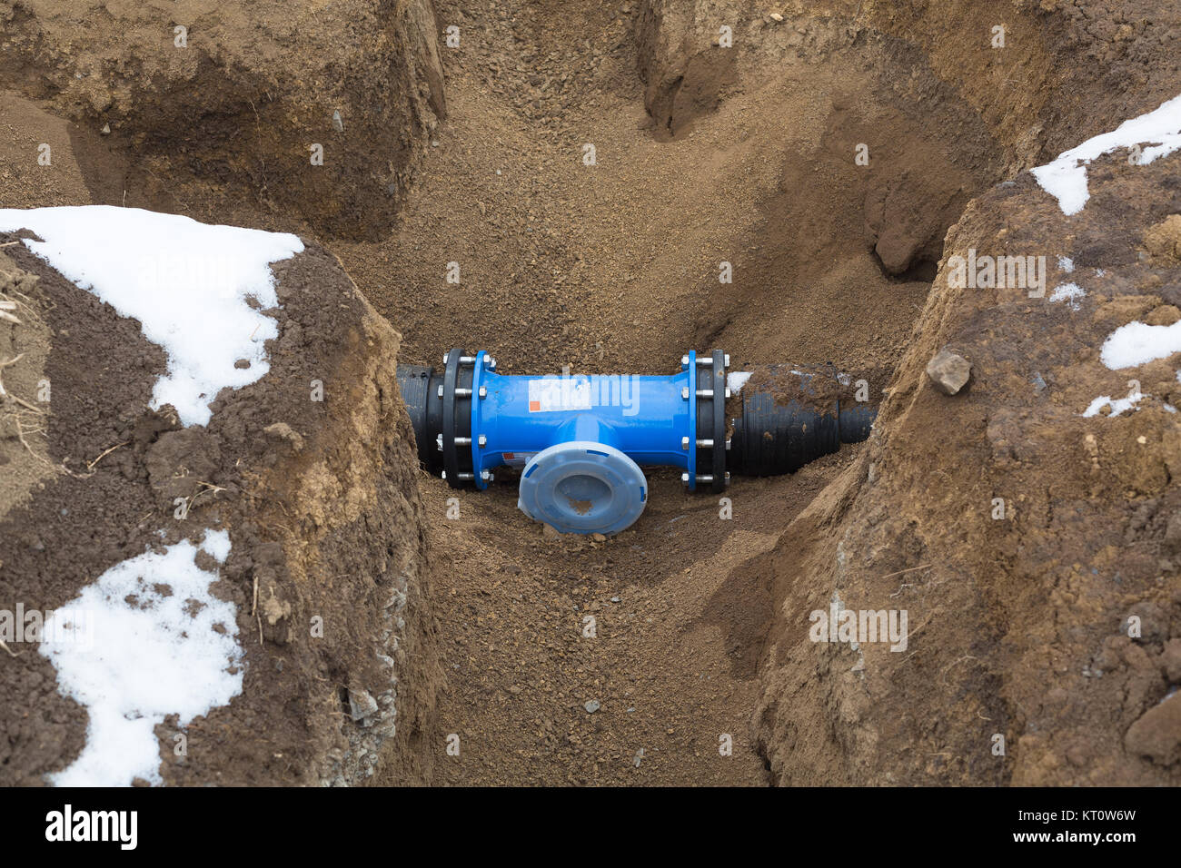 Water pipe interface hi-res stock photography and images - Alamy