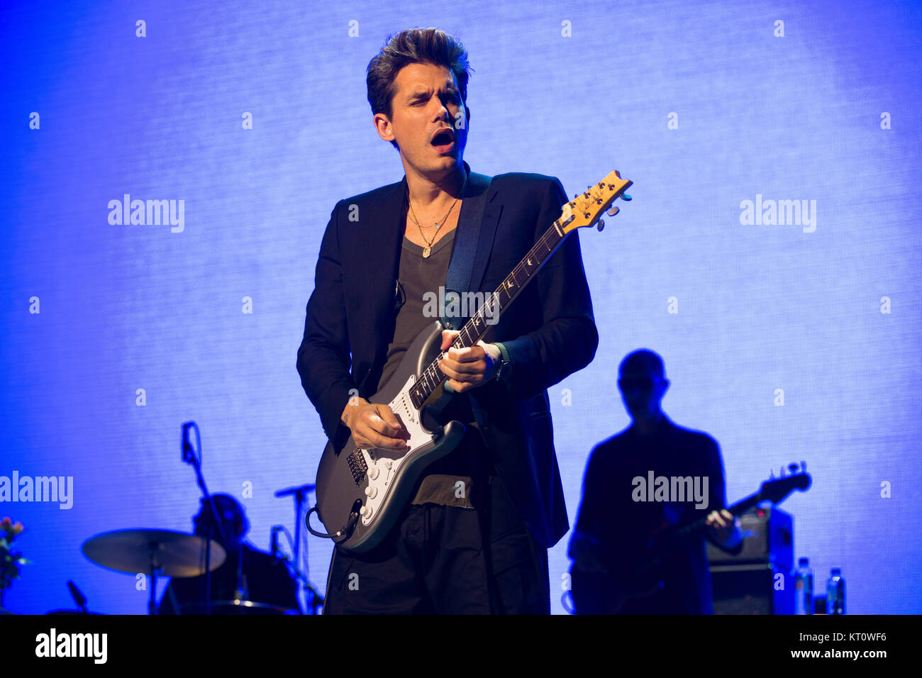 The American guitarist, singer and songwriter John Mayer performs a ...