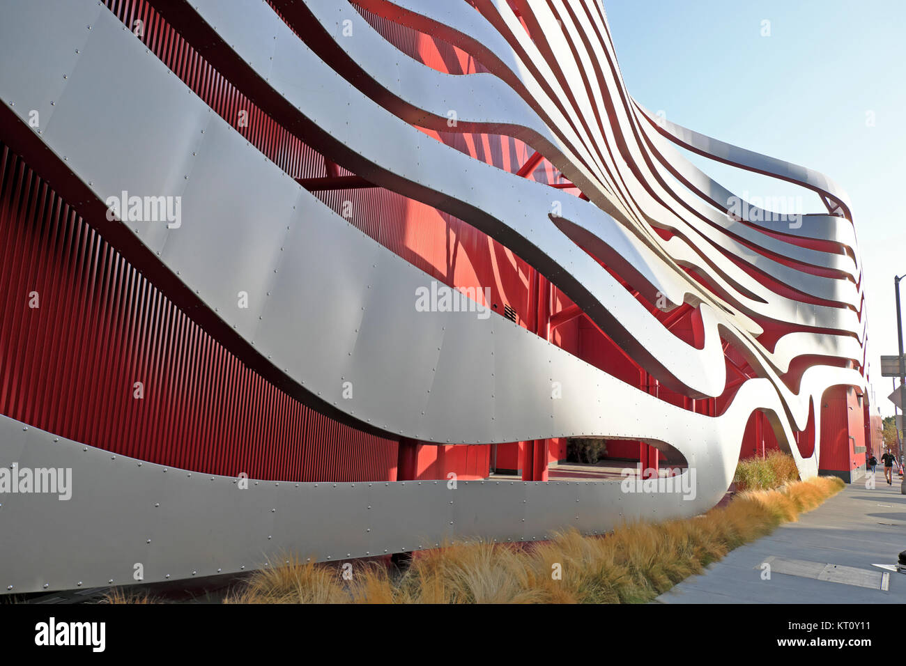 Petersen automotive museum los angeles hi-res stock photography and ...