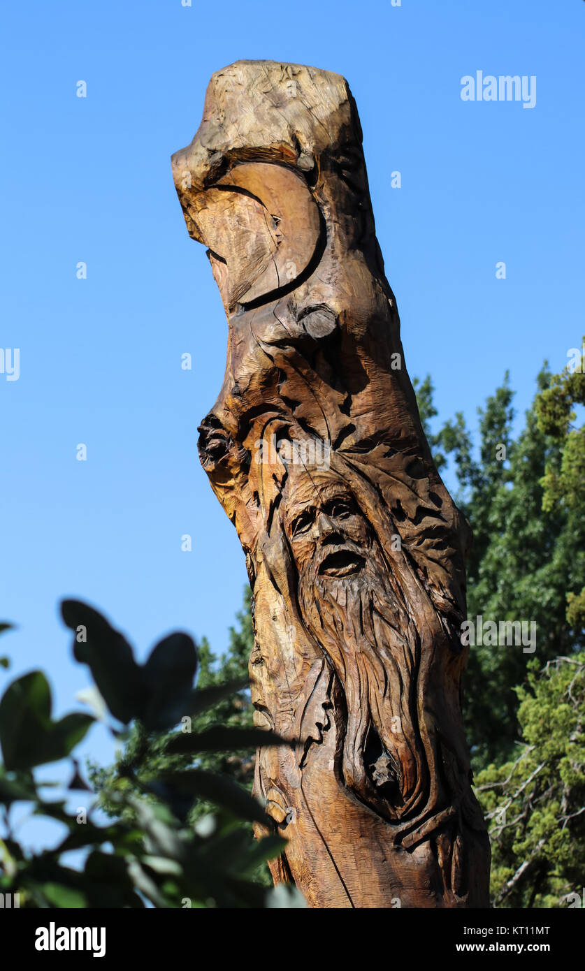 Tree stump carving High Resolution Stock Photography and Images - Alamy