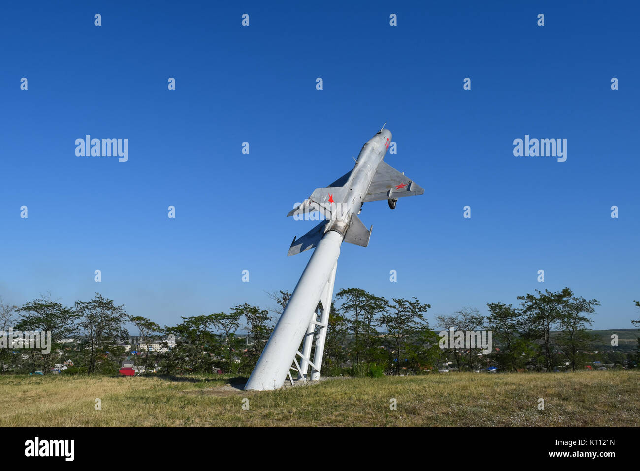 Monument to the fighter aircraft Stock Photo - Alamy