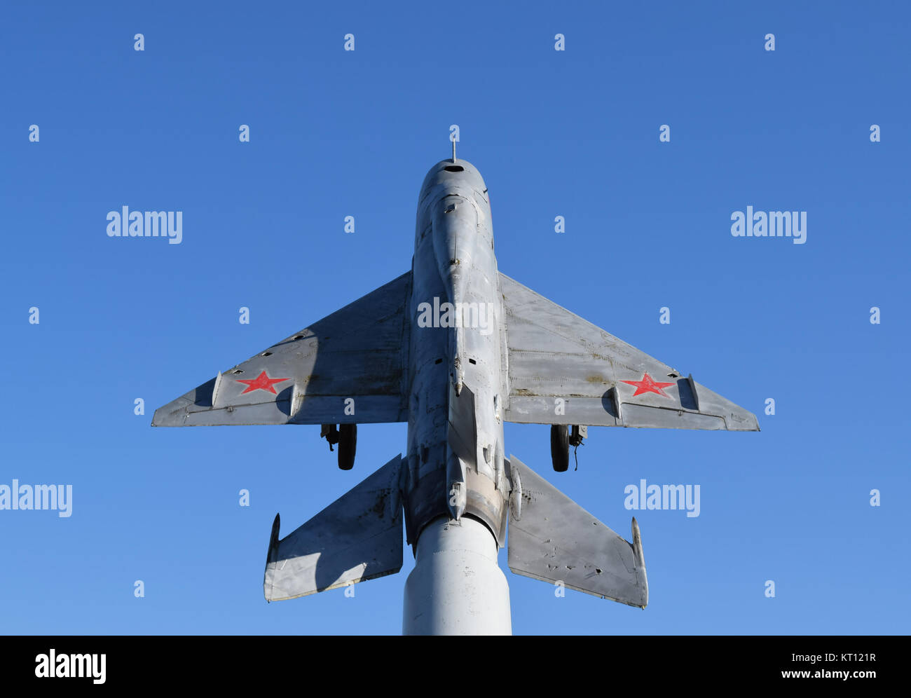Monument to the fighter aircraft Stock Photo - Alamy