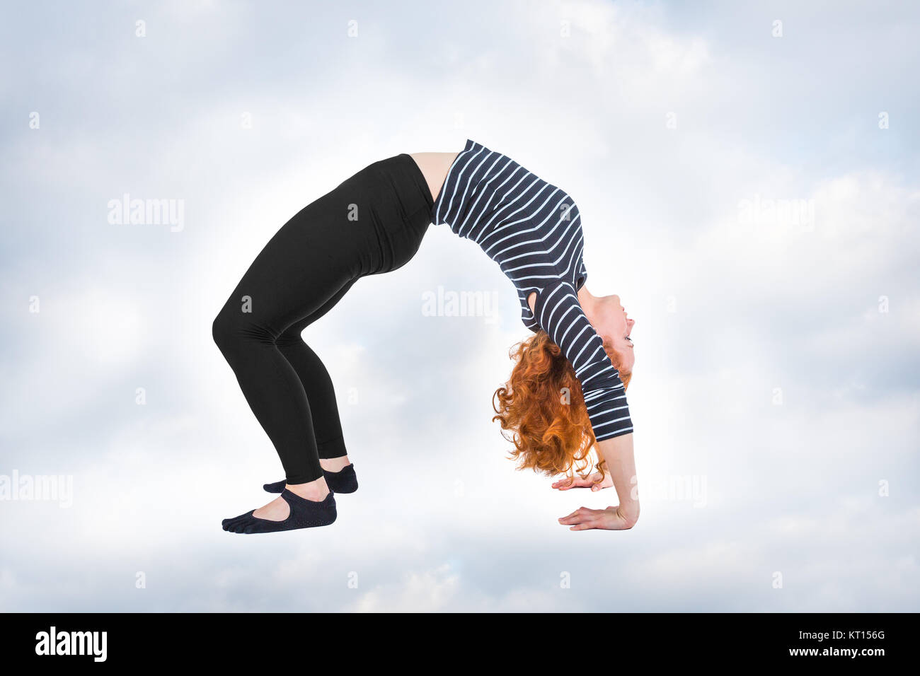 Yoga Urdhva Dhanurasana Stock Photo Alamy