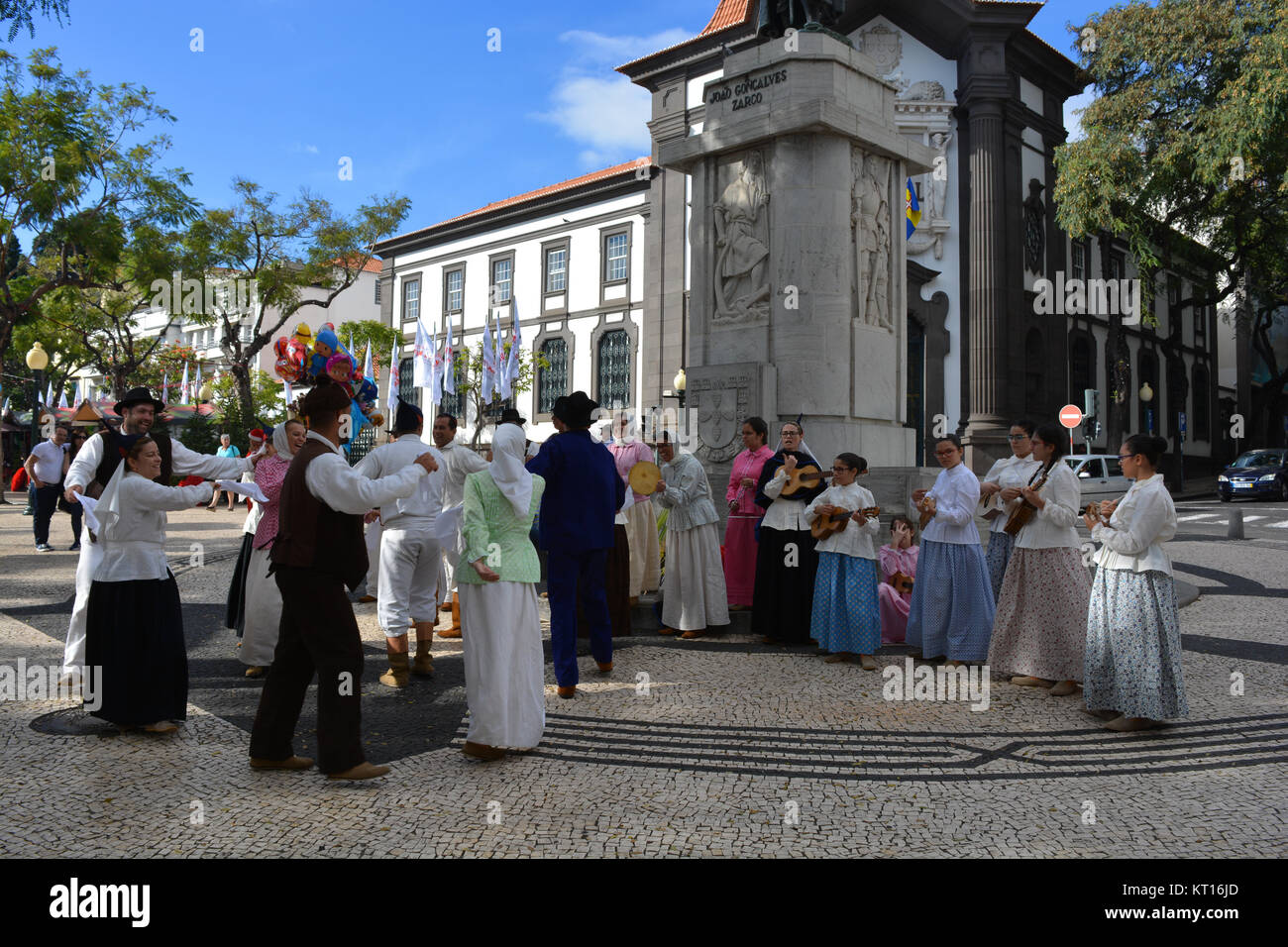 Traditional madeira hats hi-res stock photography and images - Alamy