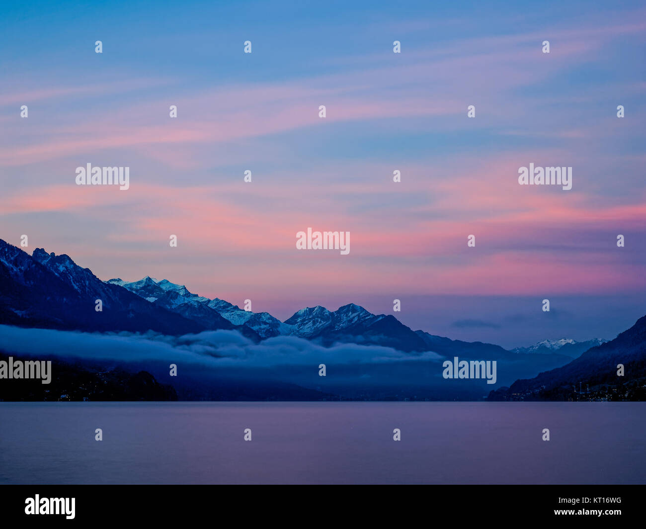 Lake brienz winter hi-res stock photography and images - Alamy
