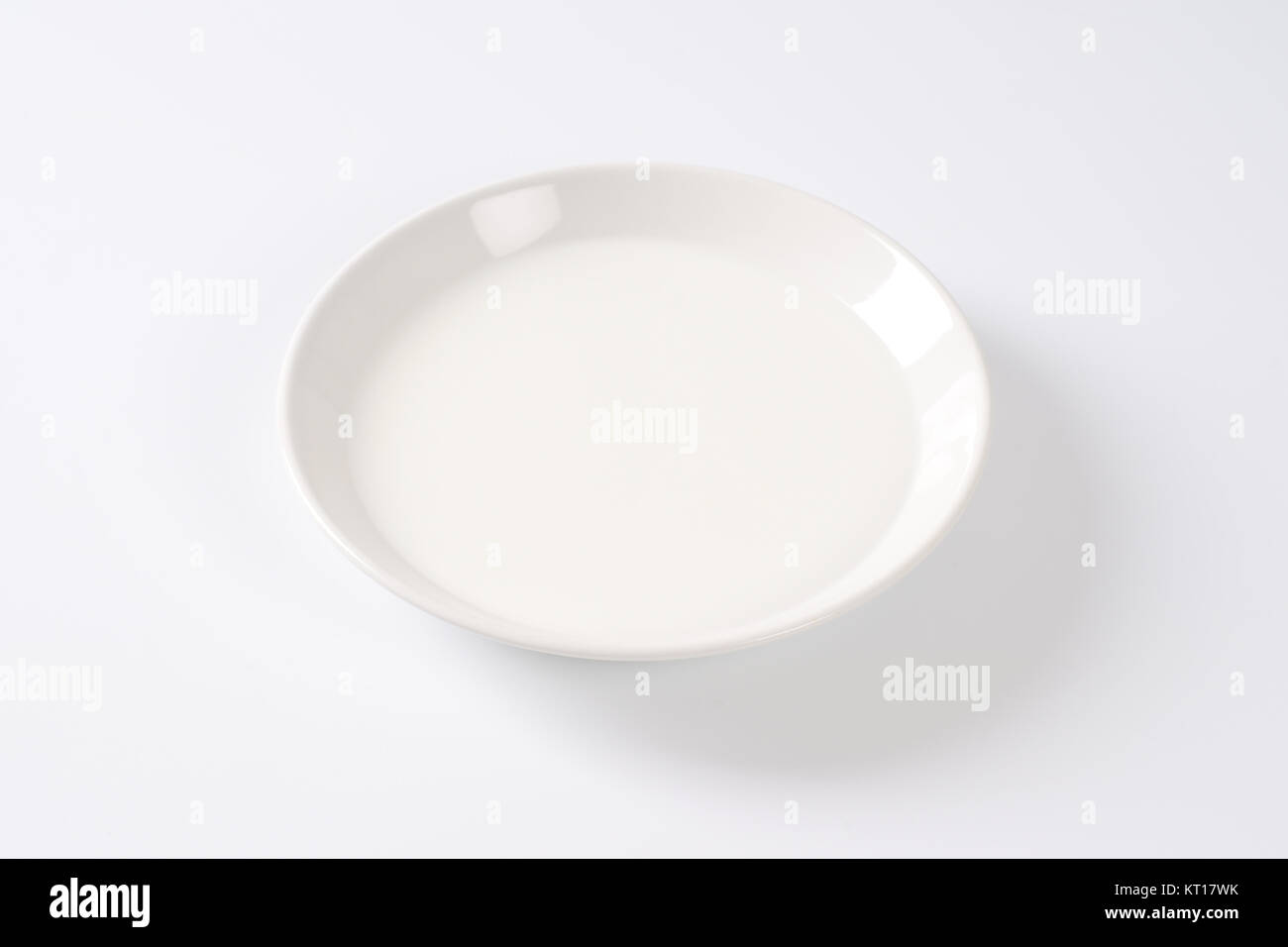Plate too full hi-res stock photography and images - Alamy