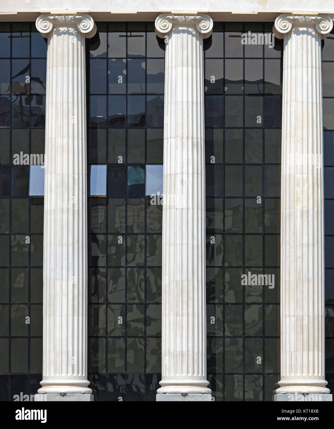 Ionic Columns Stock Photo - Alamy