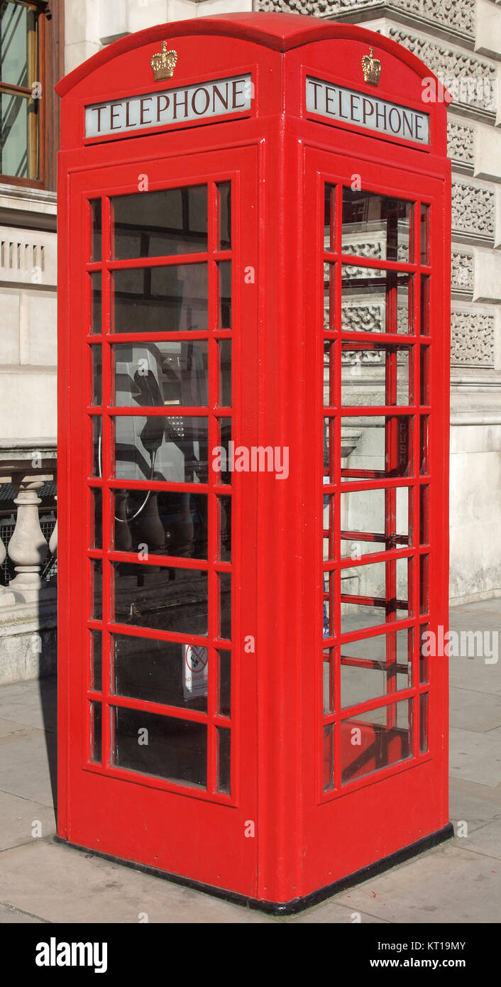 London telephone box Stock Photo - Alamy