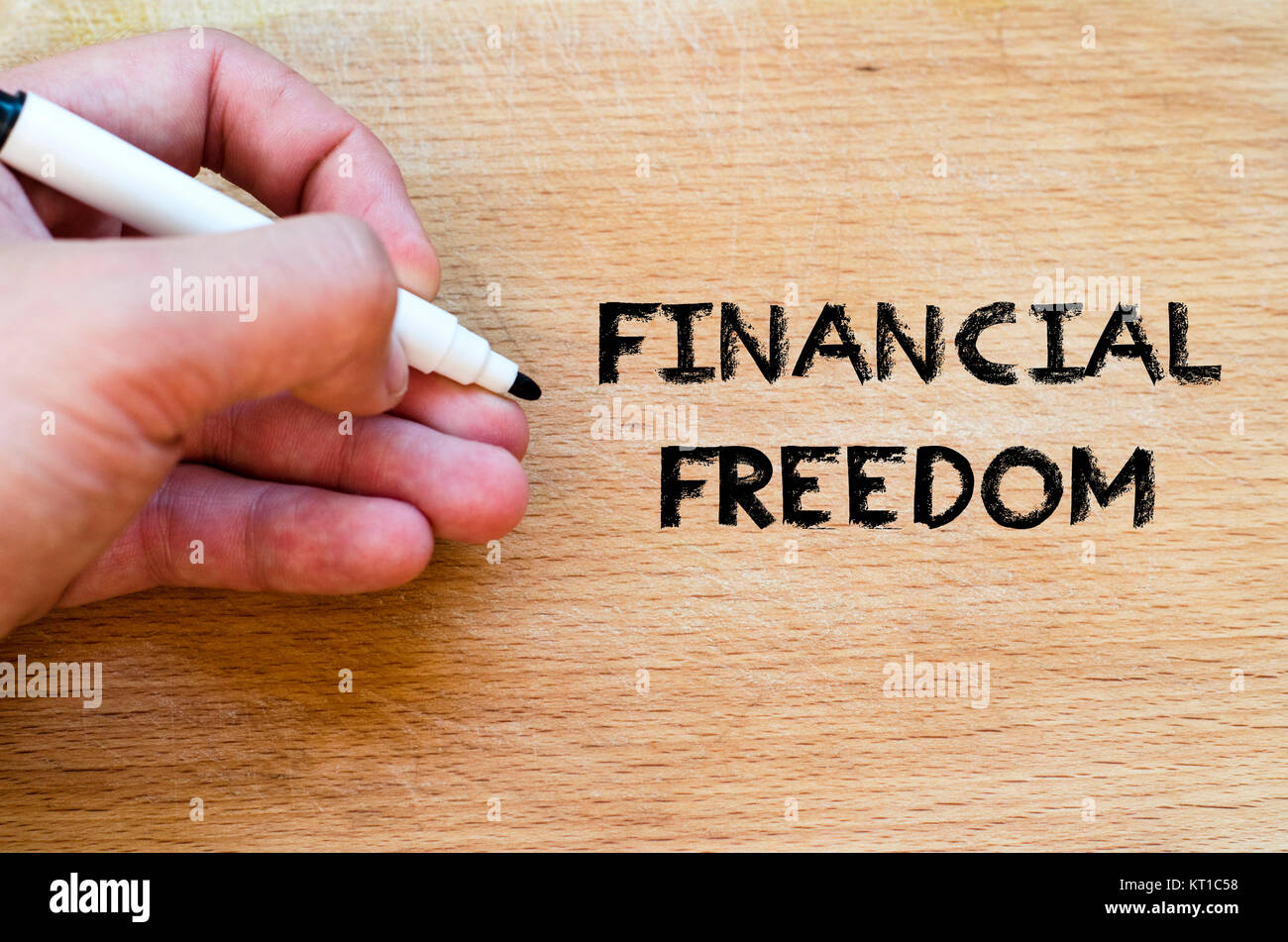 Financial freedom text concept Stock Photo - Alamy
