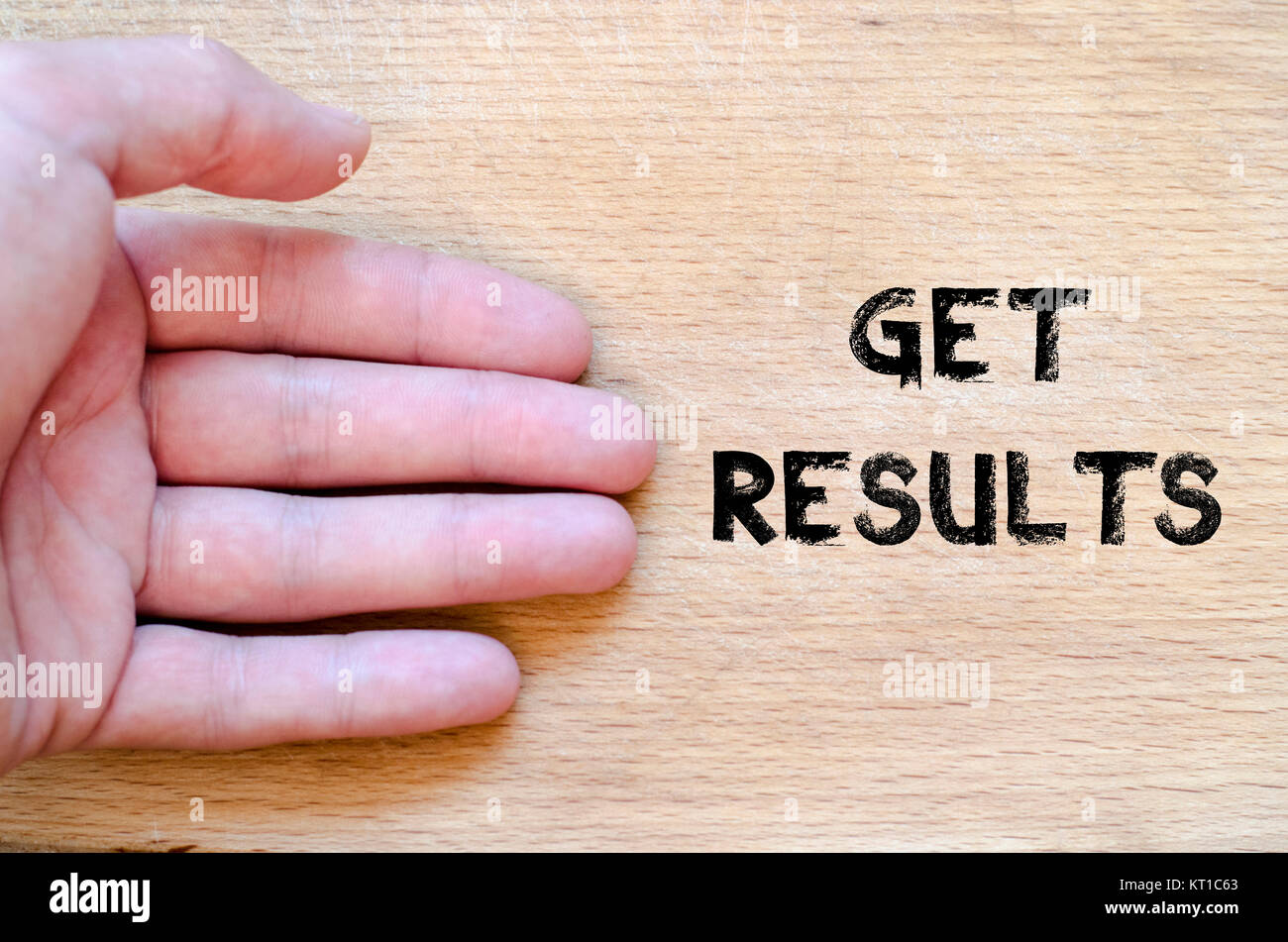 Get results text concept Stock Photo - Alamy