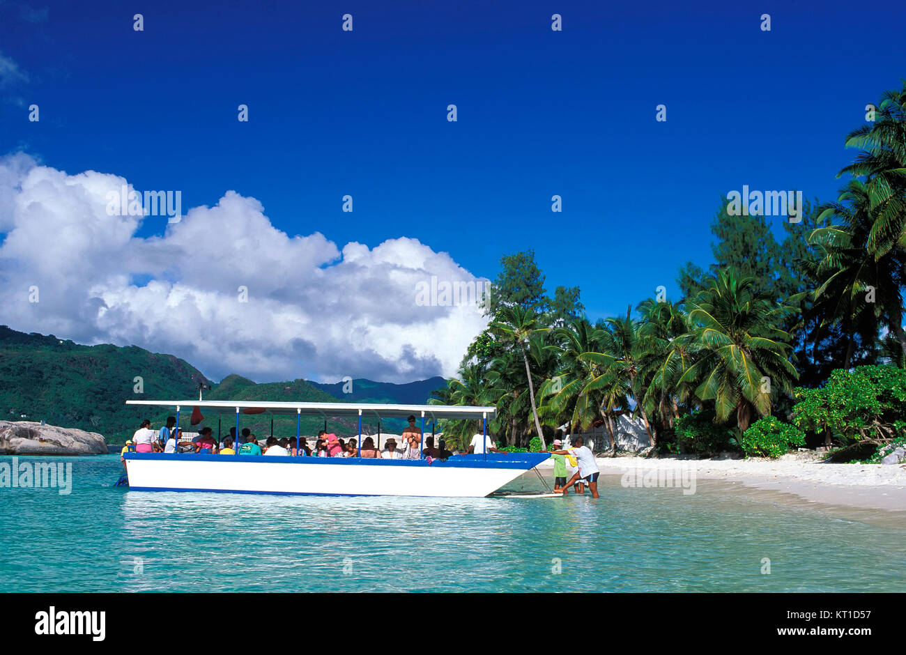 Boat-Tript to Therese island, Mahe island, Seychelles Stock Photo - Alamy