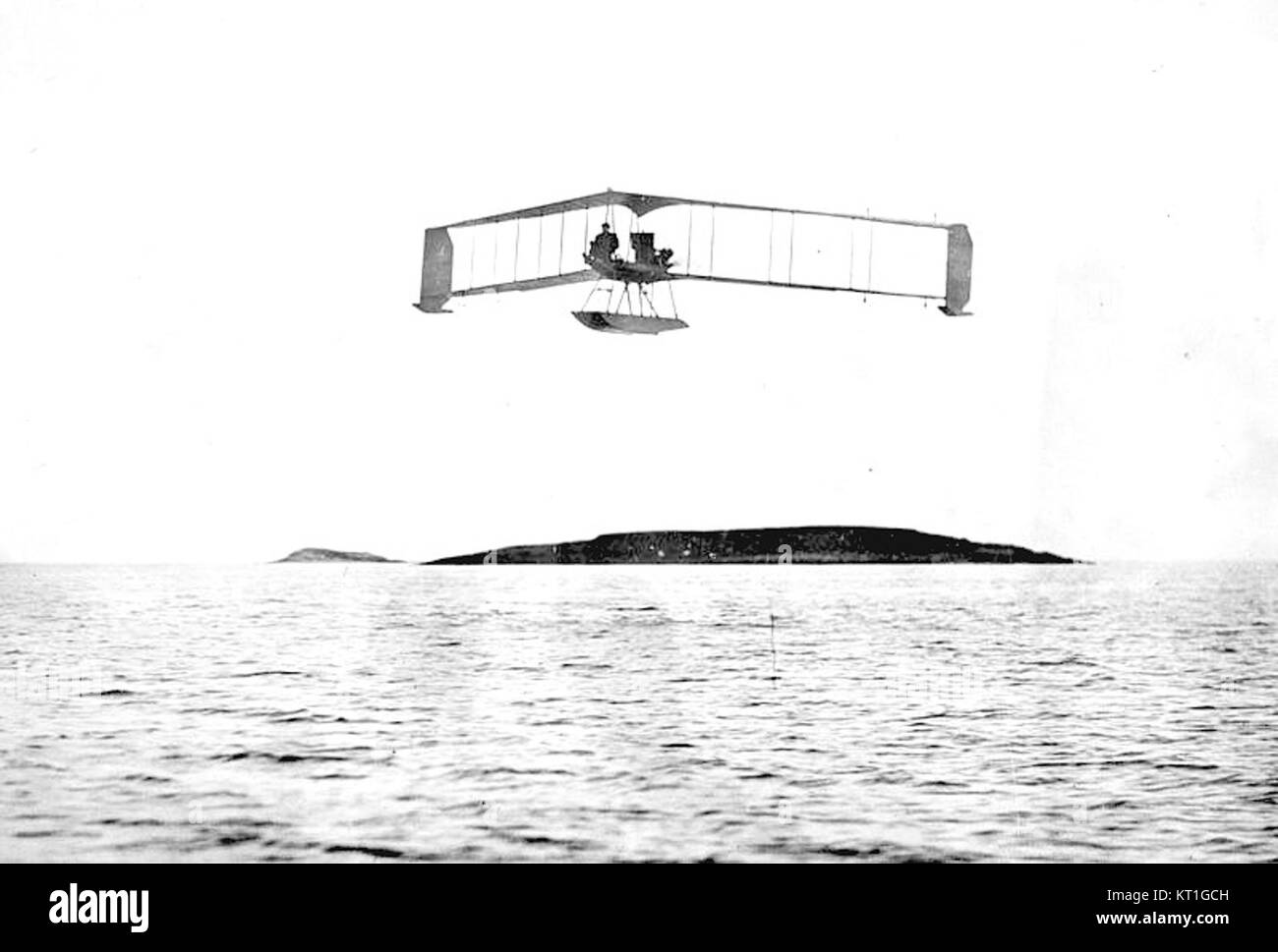 The Burgess-Dunne floatplane was an early 20th-century aircraft ...