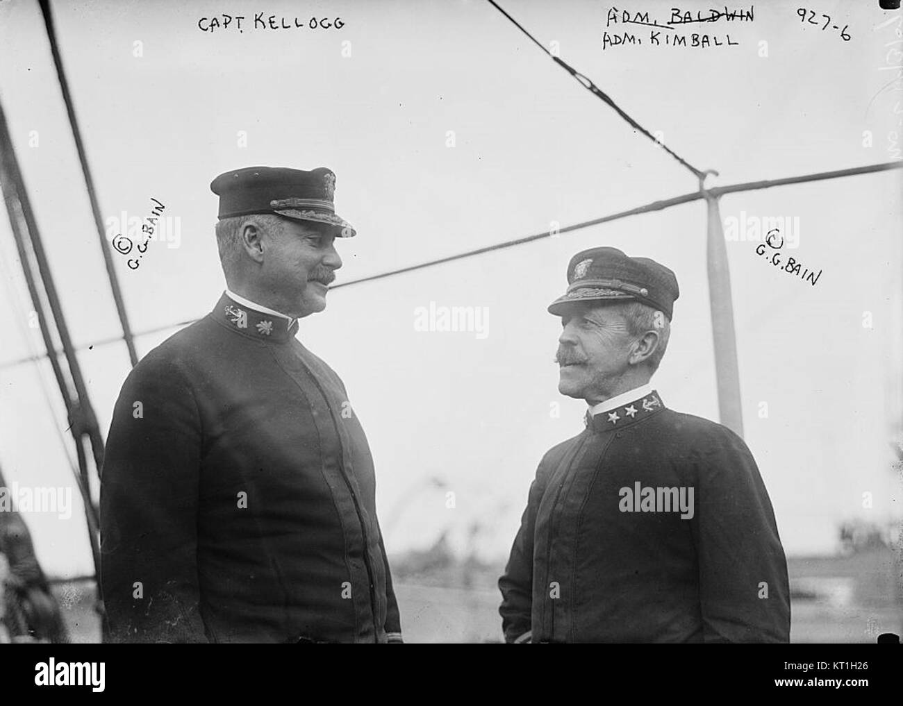 Photograph of Captain Kellogg and Admiral Kimball, two notable military ...