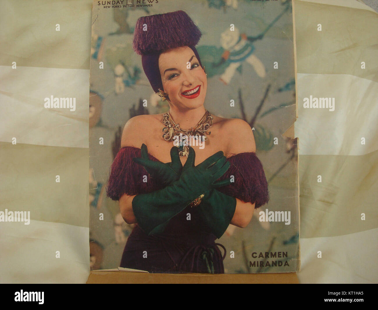 Carmen miranda 1943 hi-res stock photography and images - Alamy