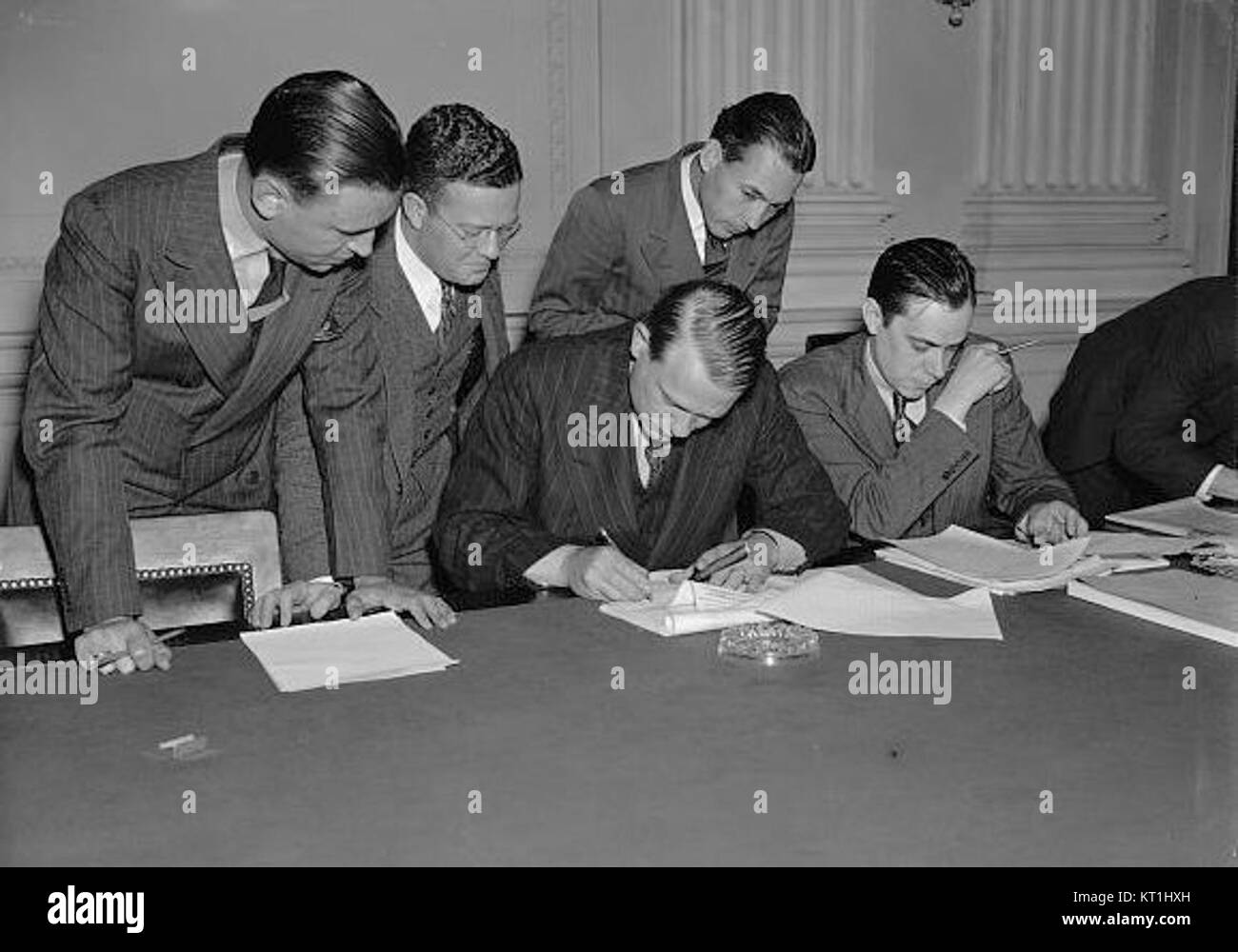 Chairman american Black and White Stock Photos & Images - Alamy