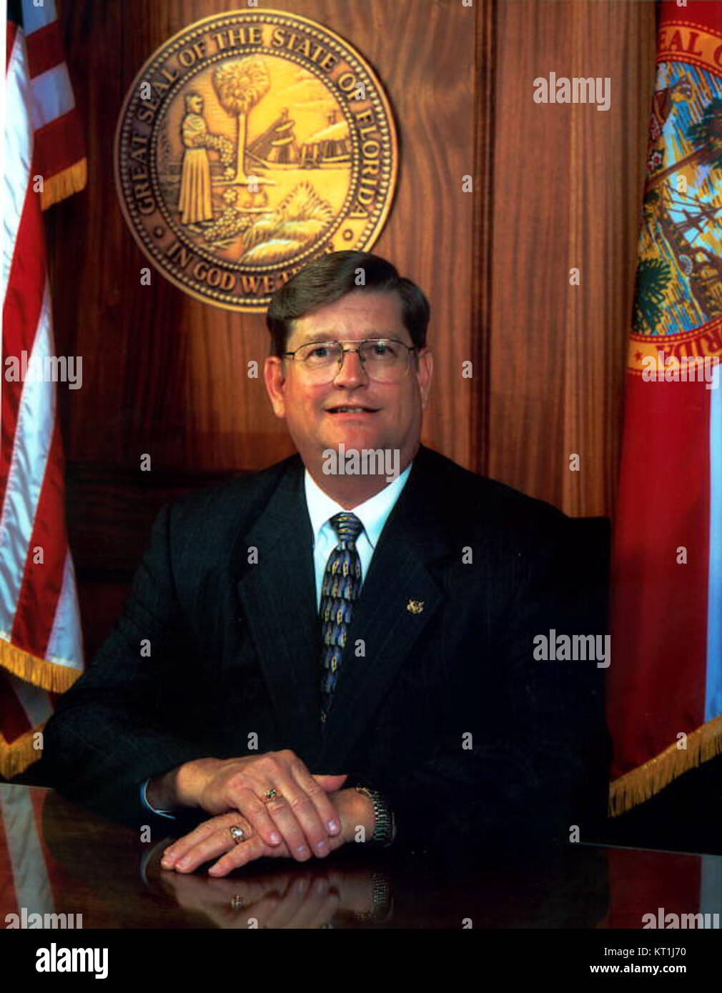 Charles bronson actor hi-res stock photography and images - Alamy