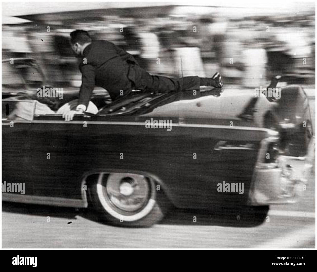 Clint Hill on the limousine Stock Photo - Alamy