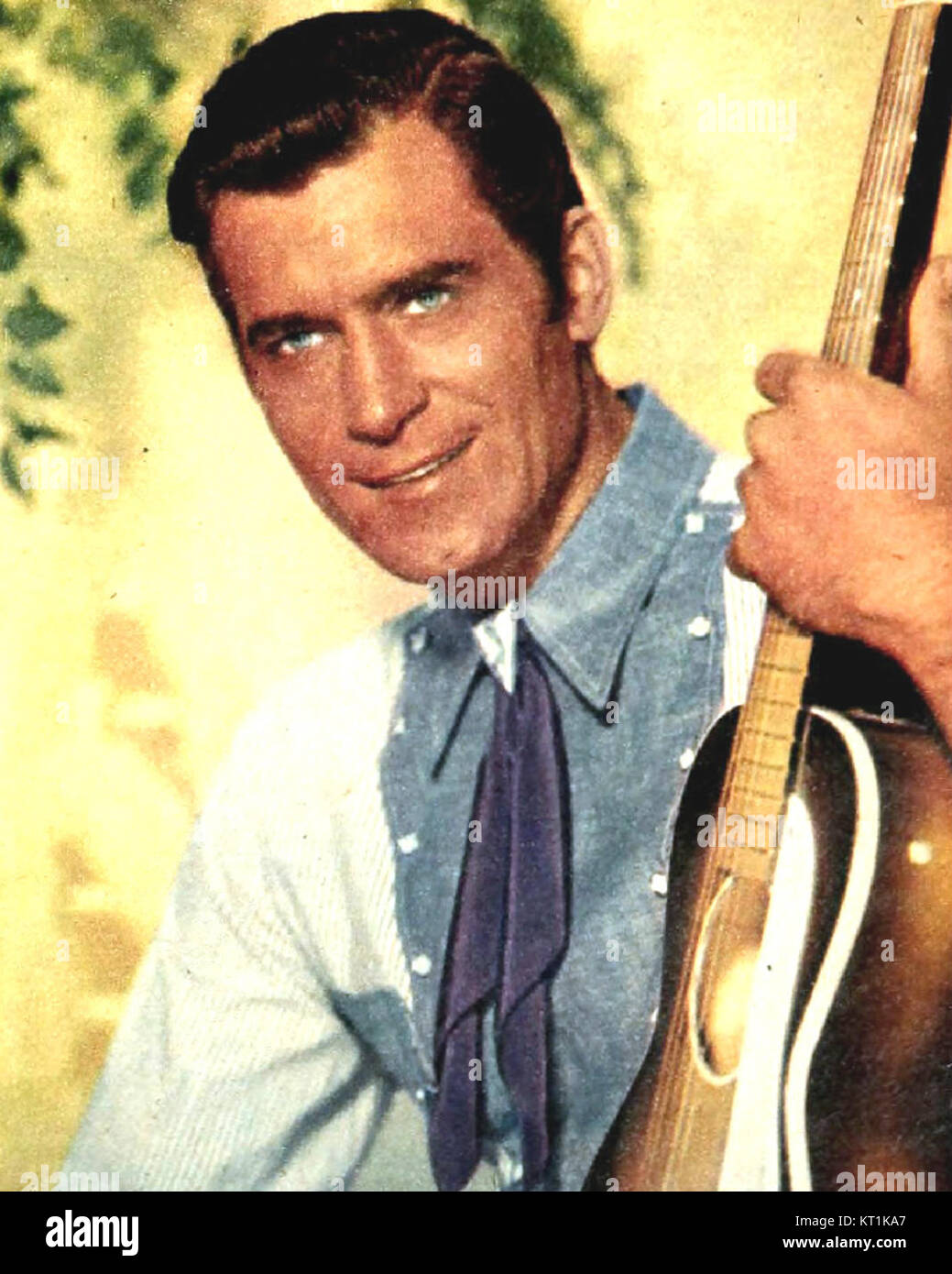 Clint walker cheyenne hi-res stock photography and images - Alamy