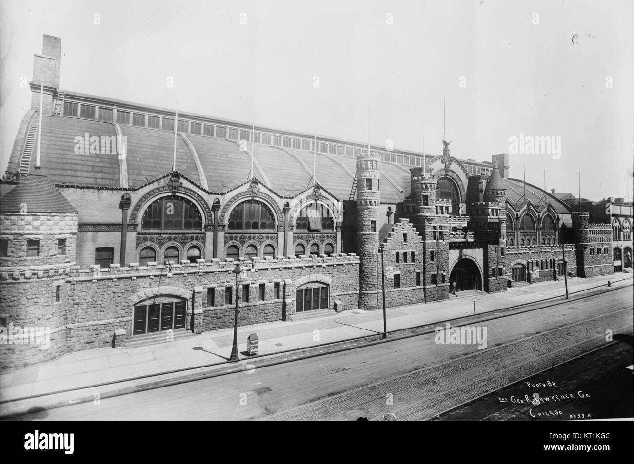 The Coliseum in Chicago, designed by Geo. R. Lawrence, showcases unique ...