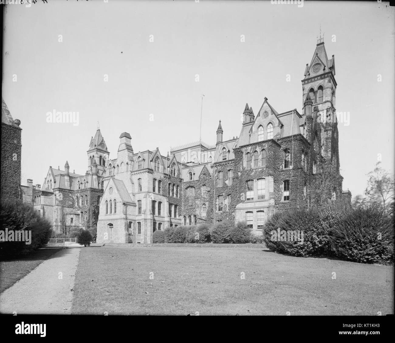 University buildings history Black and White Stock Photos & Images - Alamy