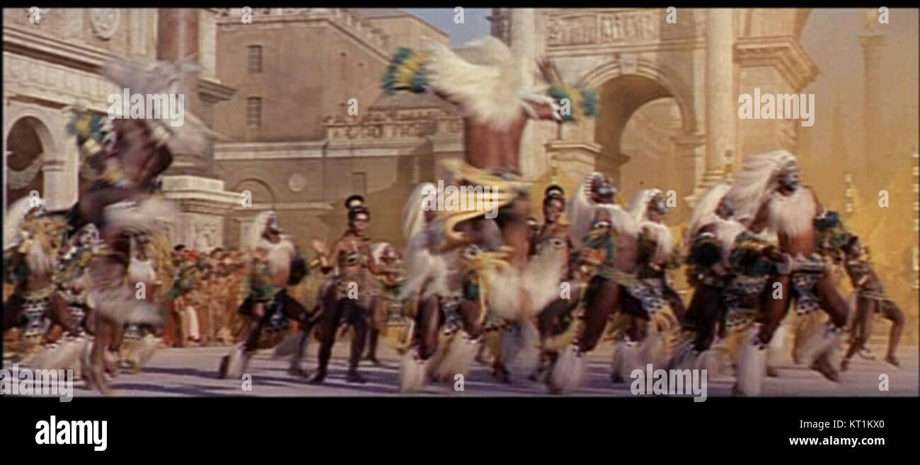 The 1963 trailer for the film Cleopatra showcases iconic moments from ...