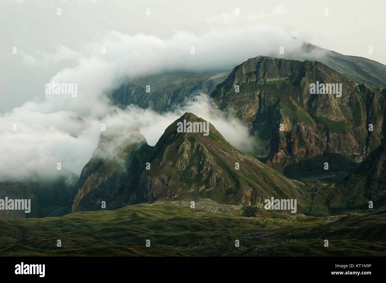 Artvin,is a city in northeastern Turkey about 30 km inland from the ...