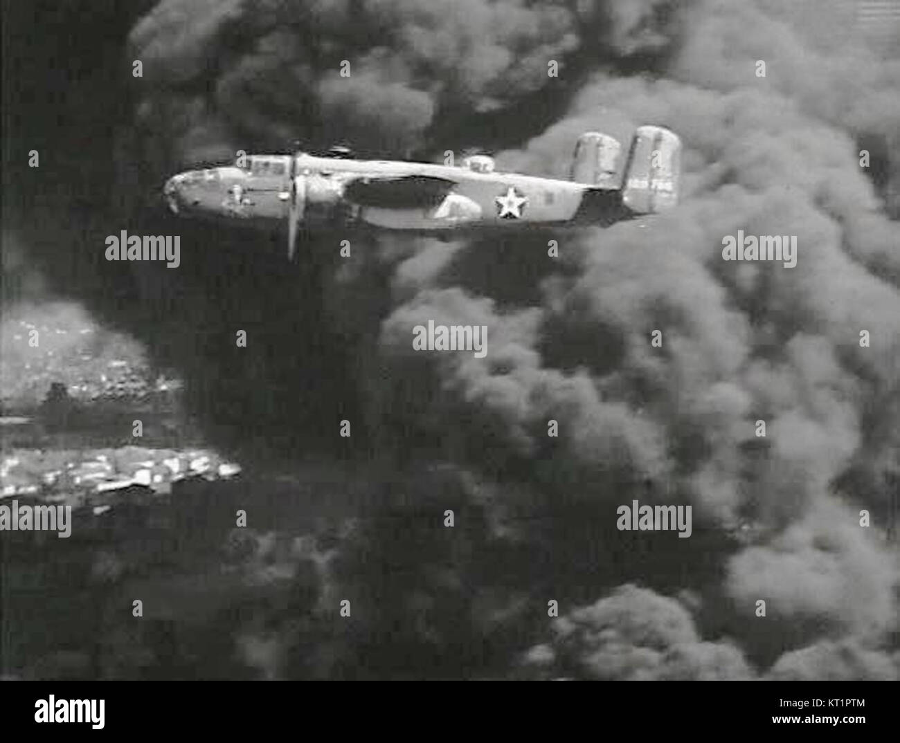 Tokyo world war ii hi-res stock photography and images - Alamy