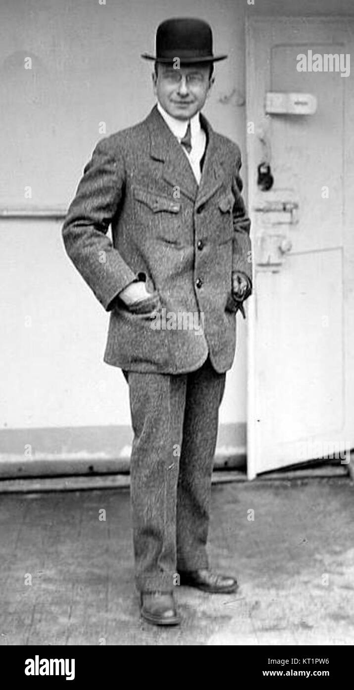 Dr alexis carrel hi-res stock photography and images - Alamy