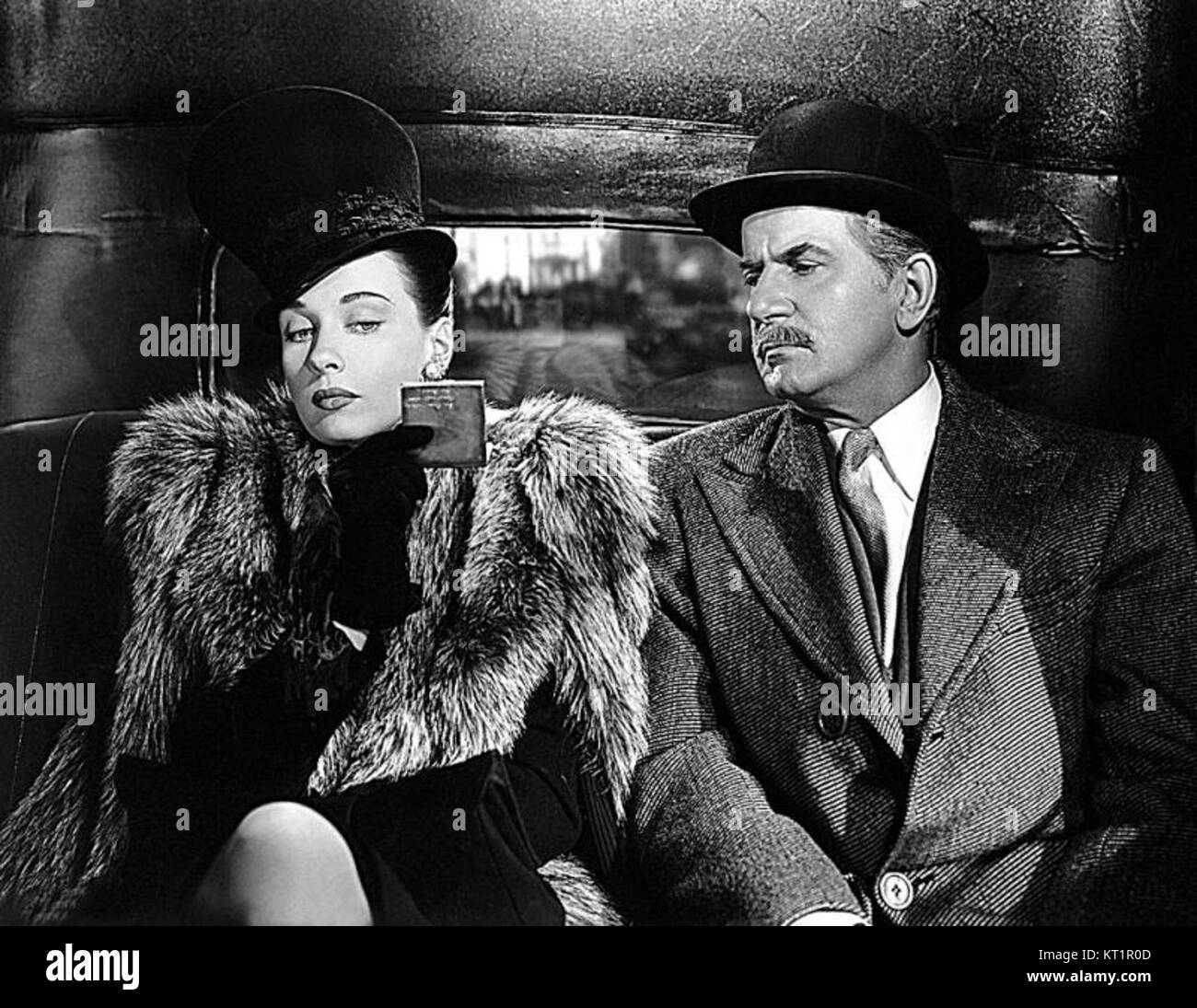 Dressed to kill hi-res stock photography and images - Alamy