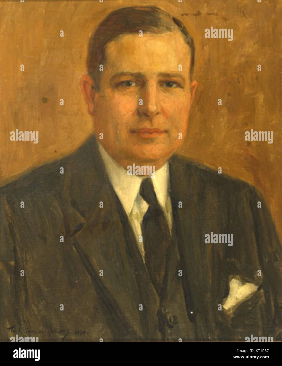 A photograph of 33 Sholtz, capturing the architectural features and ...