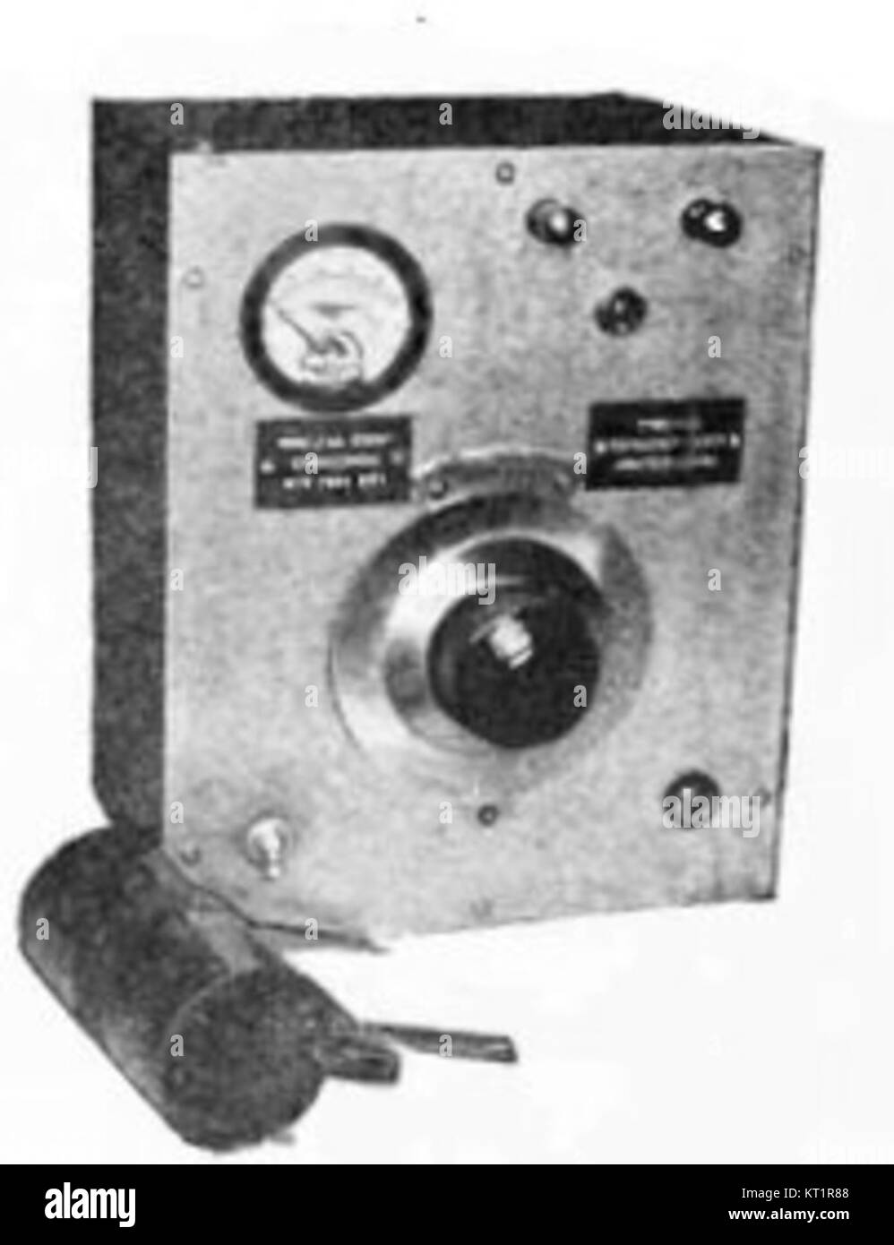 Signal generator hi-res stock photography and images - Alamy