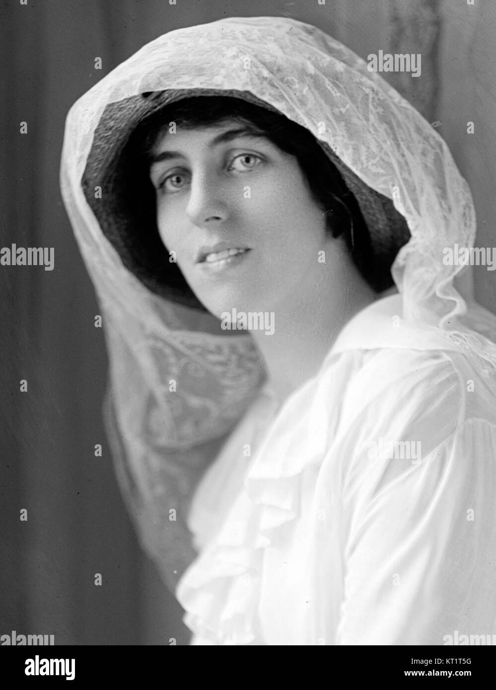 Eleanor Harris High Resolution Stock Photography and Images - Alamy