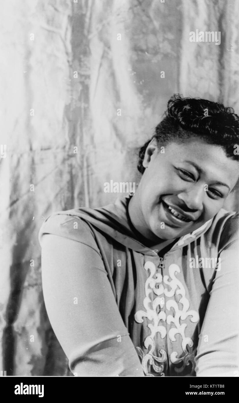 Ella fitzgerald 1940 hi-res stock photography and images - Alamy