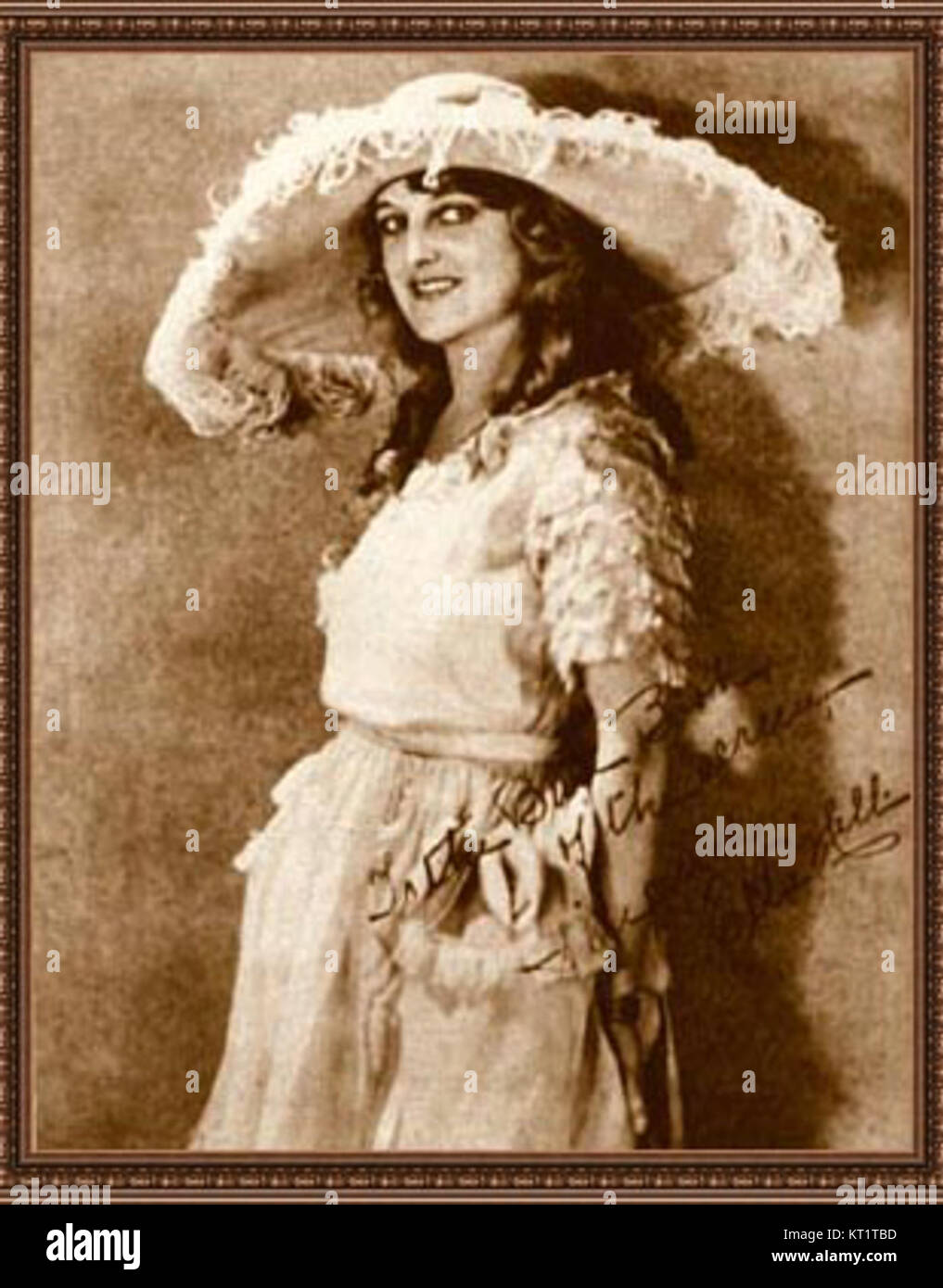 Ella hollywood hi-res stock photography and images - Alamy