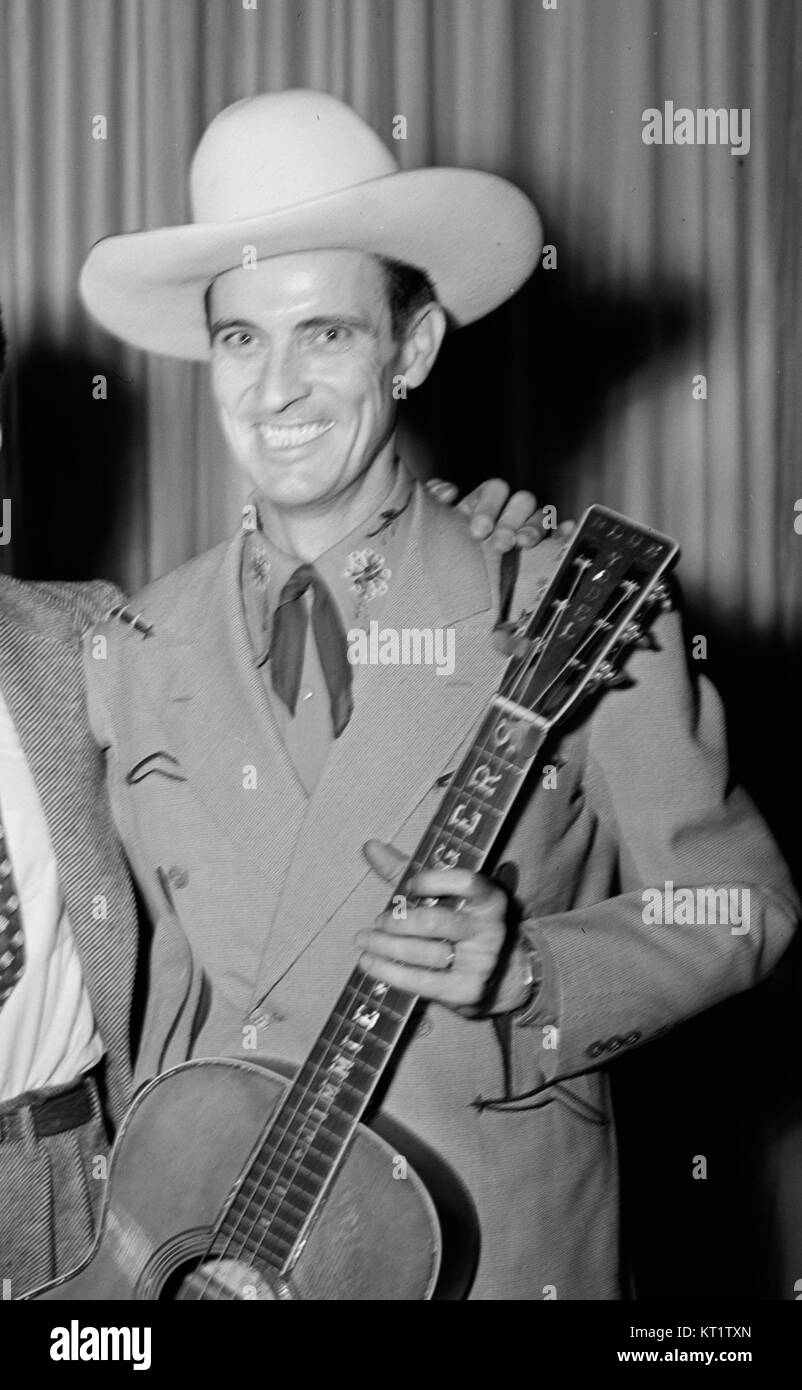 Ernest tubb hi-res stock photography and images - Alamy