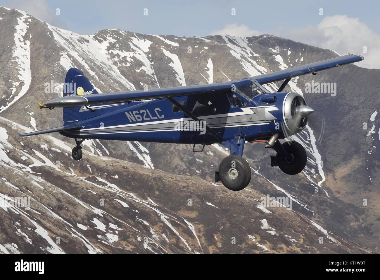 REGAL AIR DHC-2 BEAVER N62LC ON A SIGHTSEEING FLIGHT NEAR ANCHORAGE ...