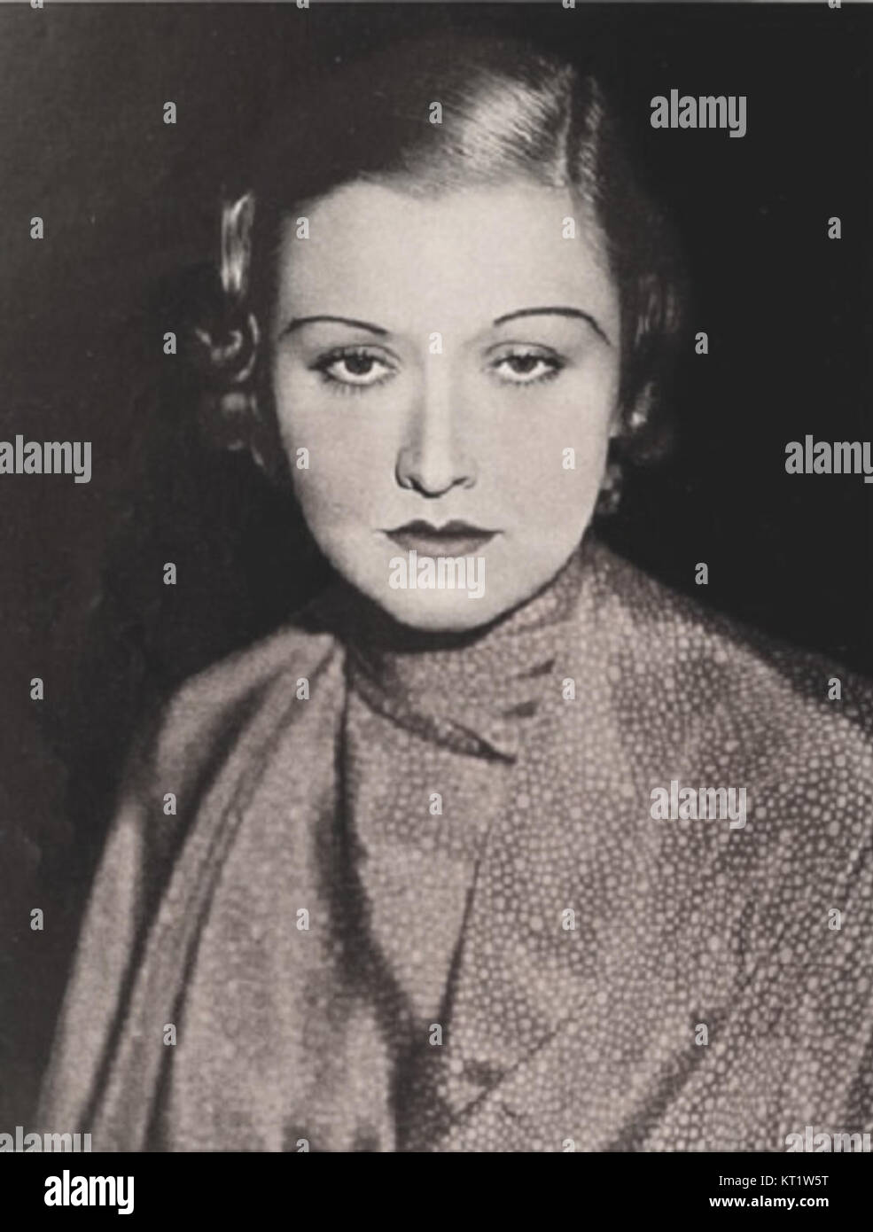 Evalyn Knapp was an American actress in the early 20th century, known ...