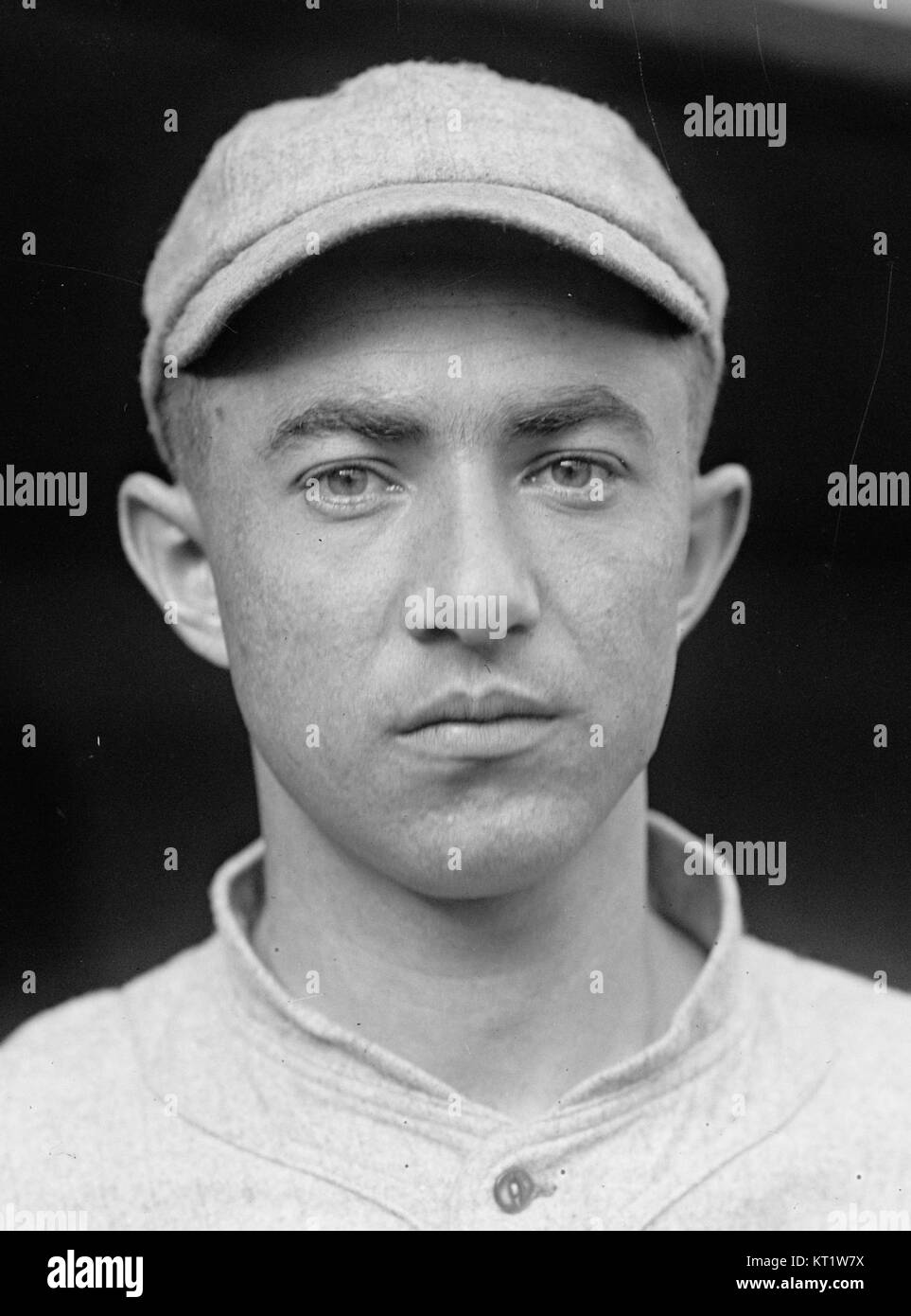 A 1915 headshot of Everett Scott, an American professional baseball ...