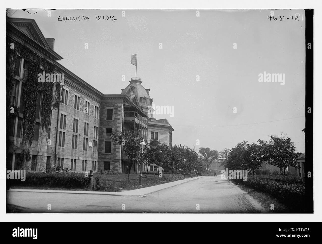 Image shows office buildings Black and White Stock Photos & Images - Alamy