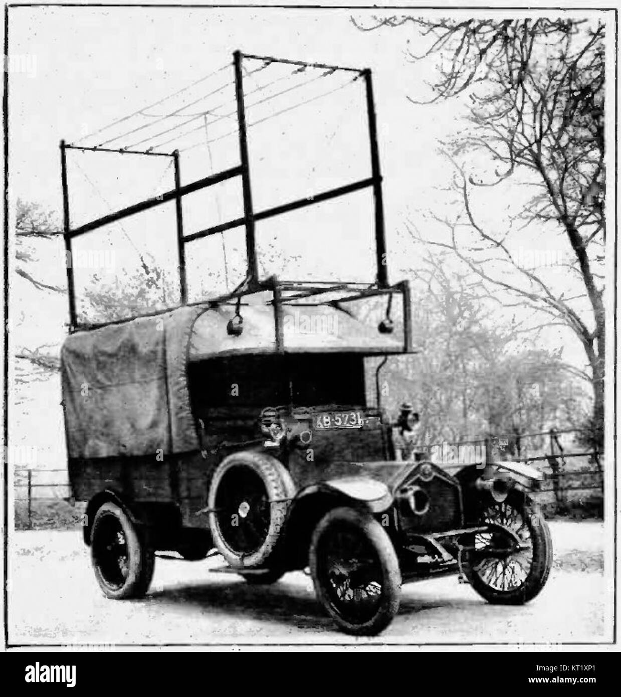 The first British radio-equipped police vehicle, introduced in 1924 ...
