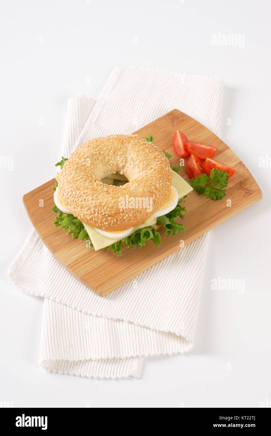 egg and cheese bagel sandwich Stock Photo - Alamy